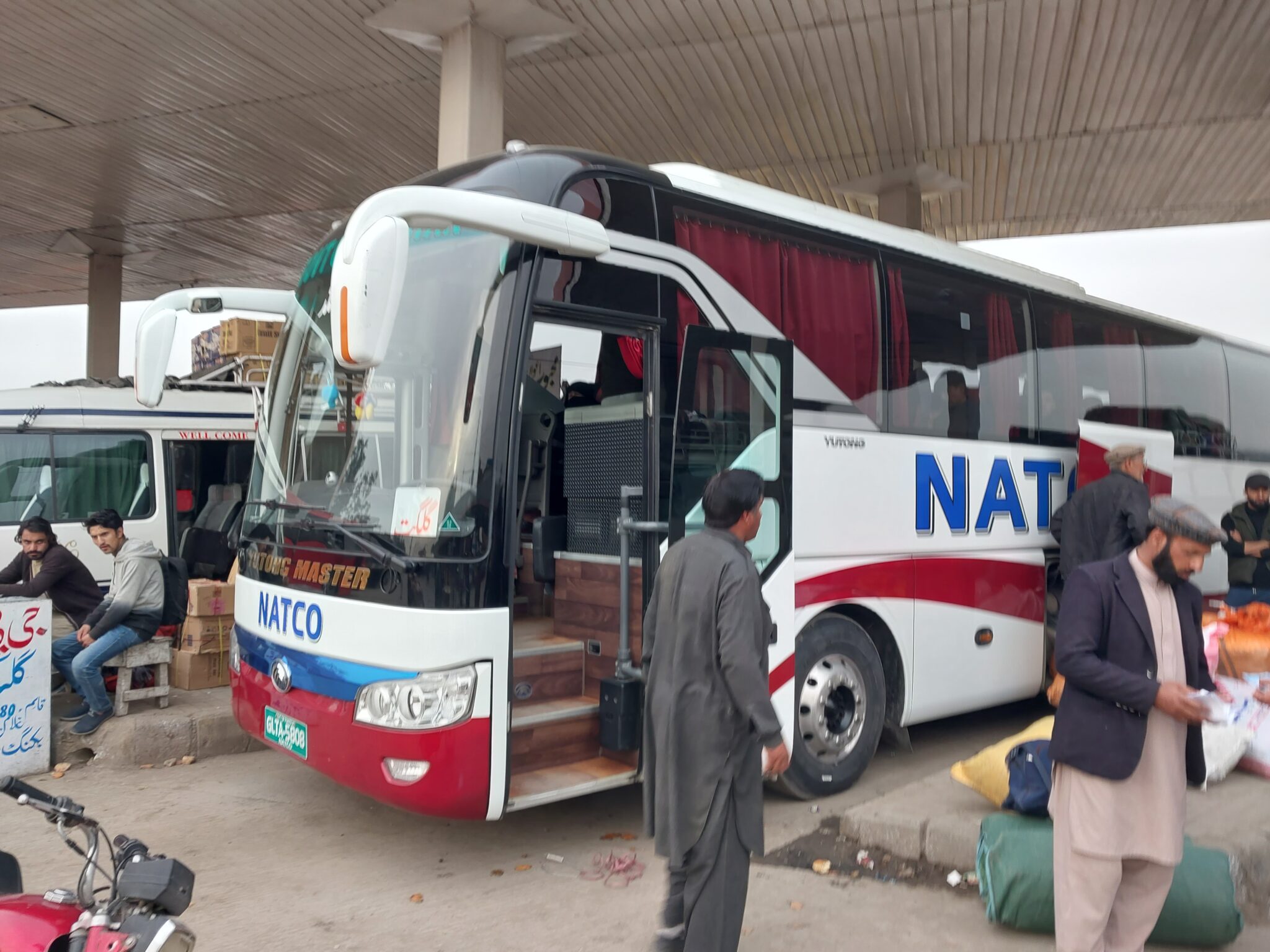 ラホールからフンザまでのアクセス方法【バス・乗り合いバン・乗り換え多数】 – 異国のおたより