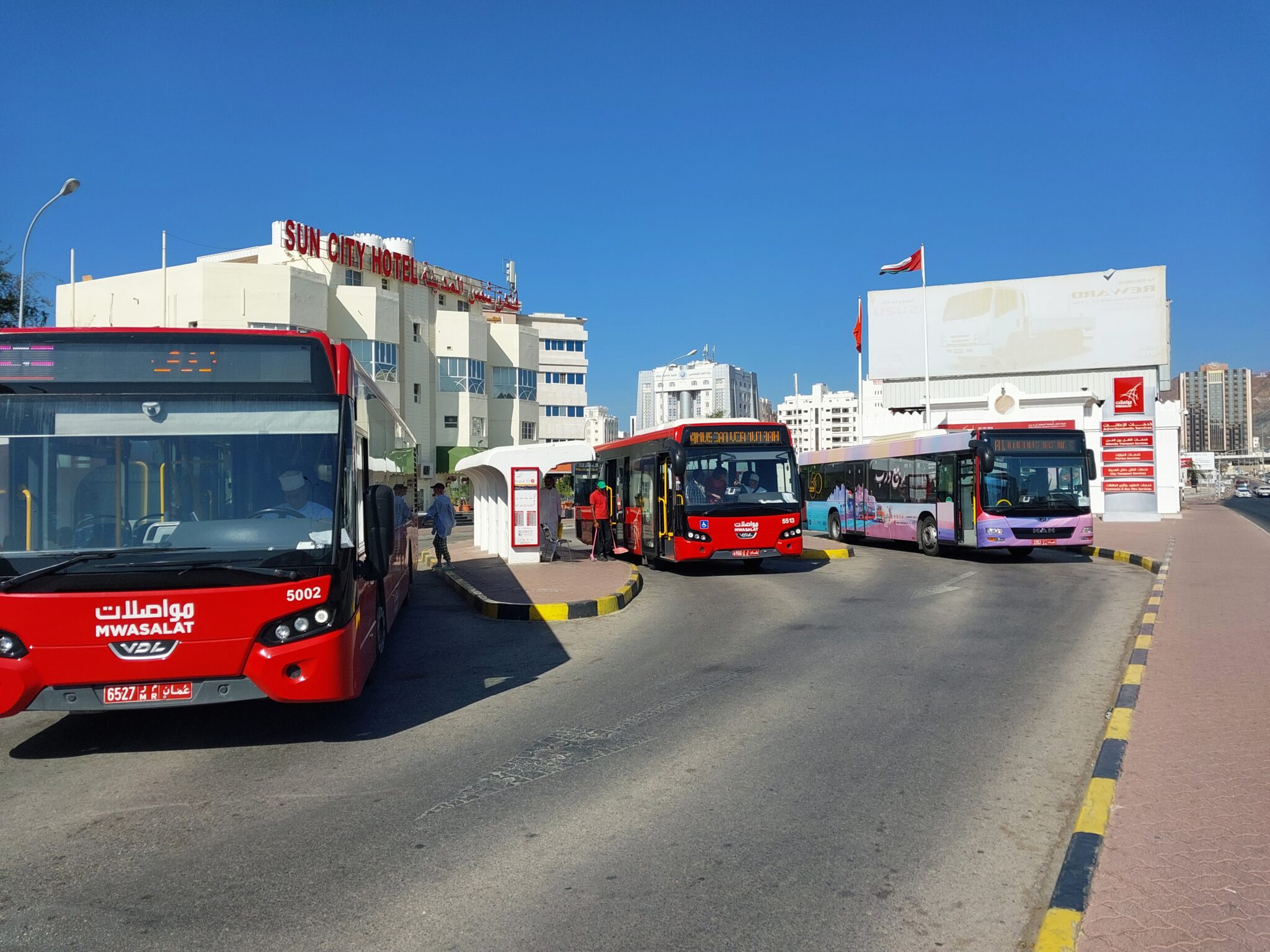 ドバイからマスカットへバスで移動【バス会社・料金・マスカットでおすすめのホテル】 – 異国のおたより